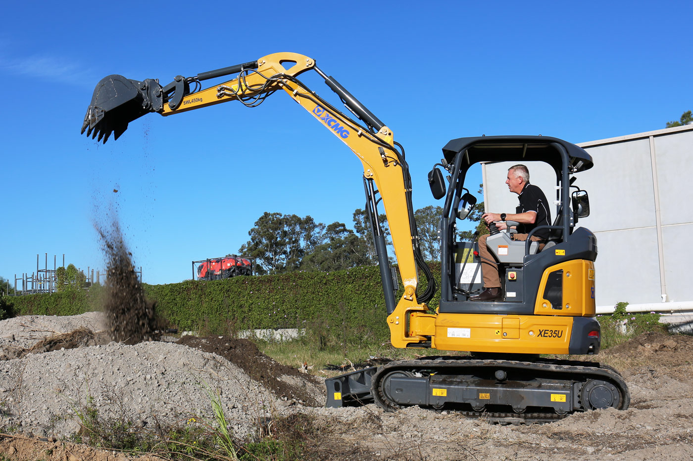 Mini Excavators & Large Excavators for Sale & Hire | Newcastle ...